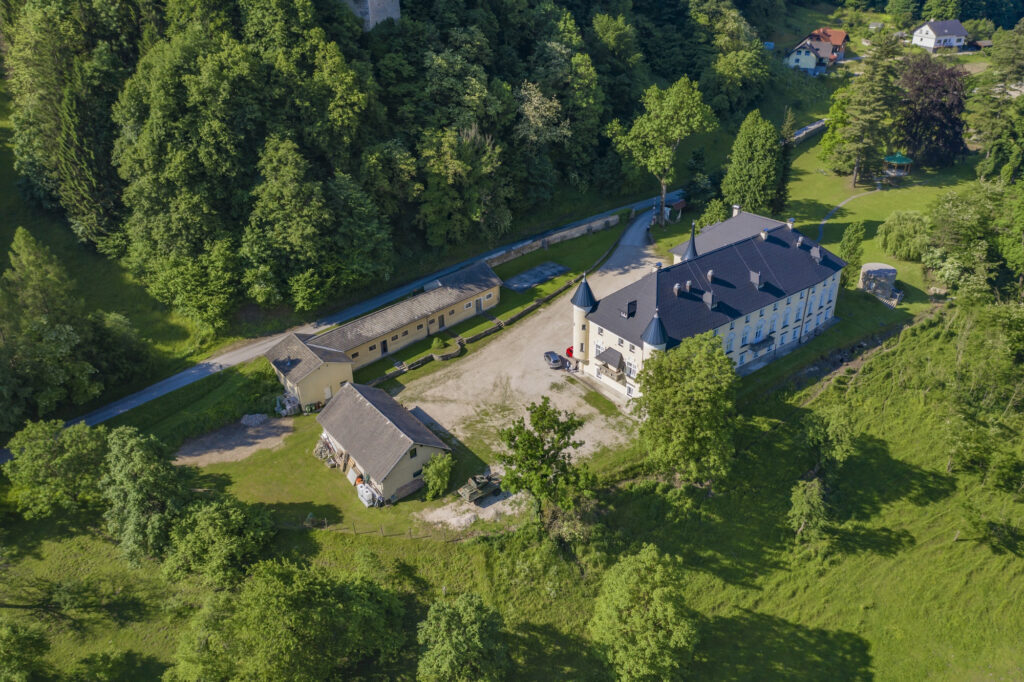 How To: HDR in Aerial Real Estate Photography - pixflows